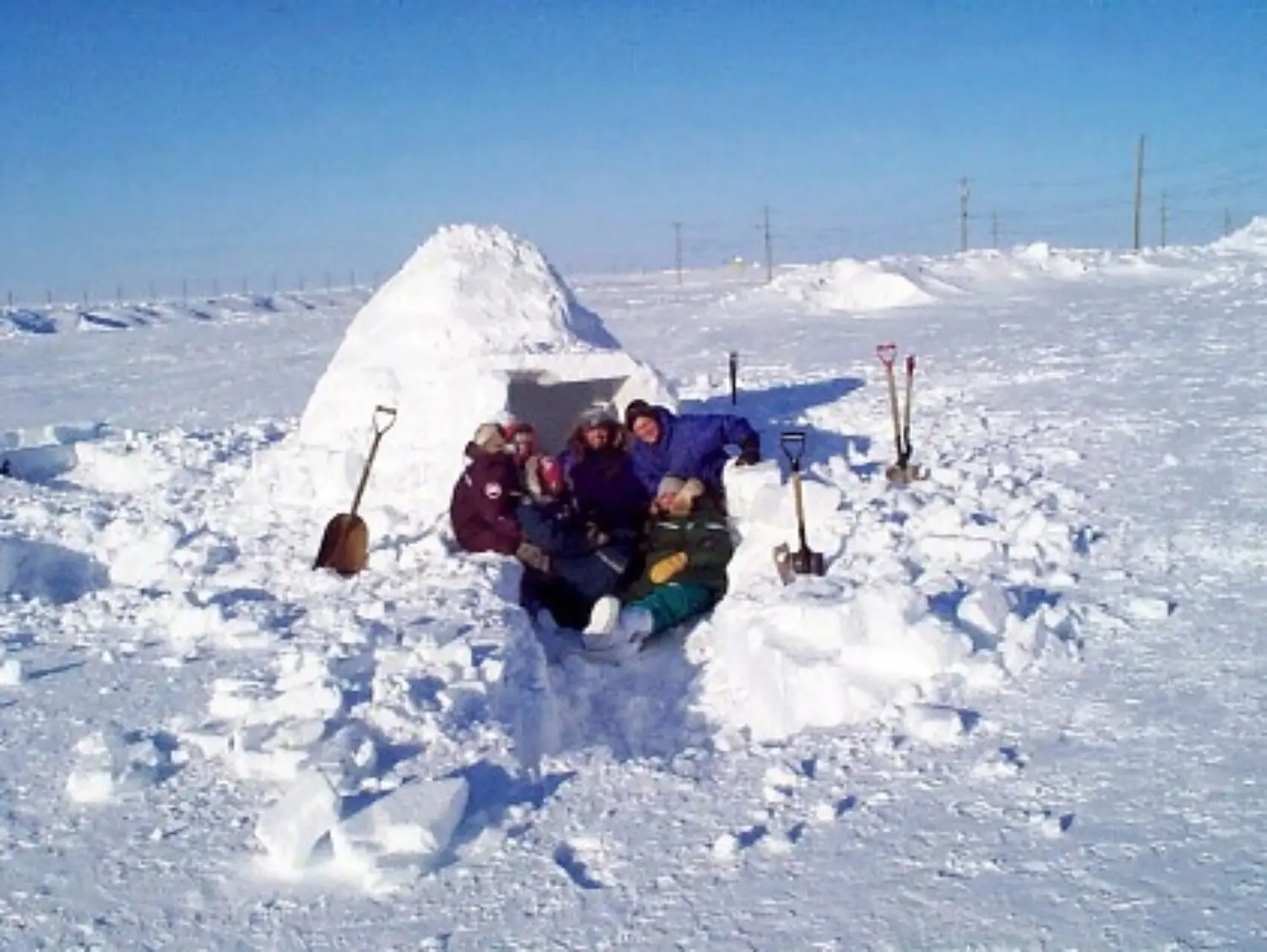 Building an Igloo · Grant's Tracks