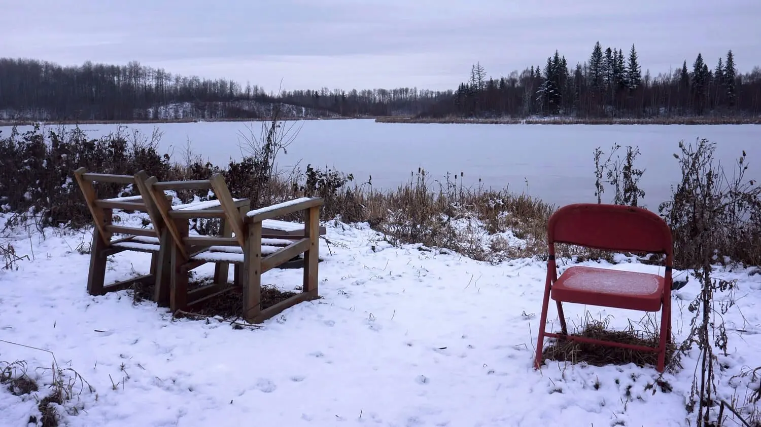 The Red Chair · Grant's Tracks